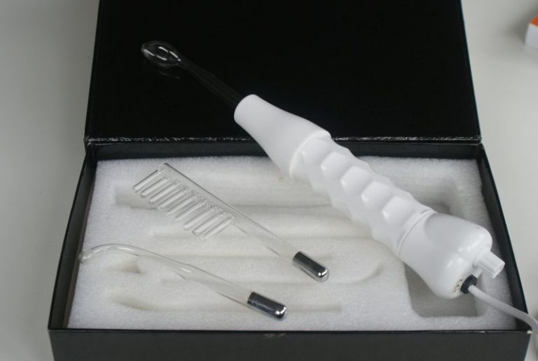 Darsonwalizacja. Działanie i efekty w pielęgnacji skóry i włosów. - HOLICOS